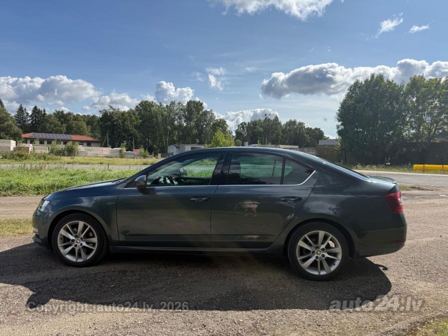 Pelēks Skoda Octavia 2018 Tallina, ar dzinēja tilpumu 1.80 L un nobraukumu 245 tūkst. km par 8990 €, foto 8 vietnē AUTOMOTO.COM.LV