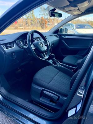 Pelēks Skoda Octavia 2018 Tallina, ar dzinēja tilpumu 1.80 L un nobraukumu 245 tūkst. km par 8990 €, foto 14 vietnē AUTOMOTO.COM.LV