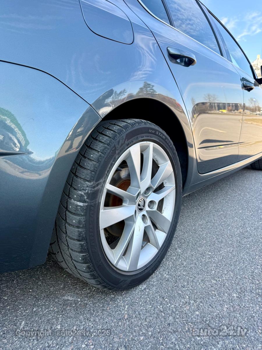 Pelēks Skoda Octavia 2018 Tallina, ar dzinēja tilpumu 1.80 L un nobraukumu 245 tūkst. km par 8990 €, foto 16 vietnē AUTOMOTO.COM.LV