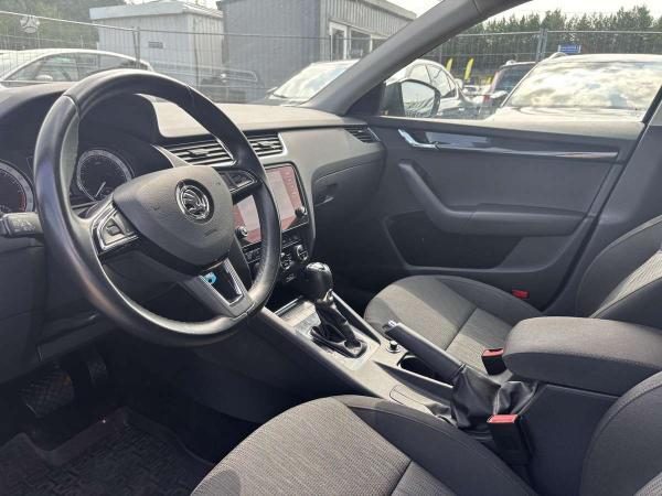 Grey Skoda Octavia 2018 in Vilnius, with an engine capacity of 1.60 L and mileage of 158 thousand km for 8900 €, photo 7 on AUTOMOTO.COM.LV