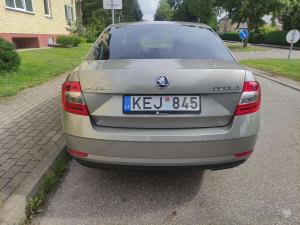 Grey Skoda Octavia 2018 in Panevezys, with an engine capacity of 1.60 L and mileage of 124 thousand km for 10500 €, photo 5 on AUTOMOTO.COM.LV