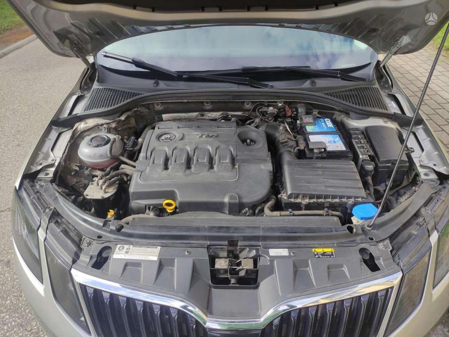 Grey Skoda Octavia 2018 in Panevezys, with an engine capacity of 1.60 L and mileage of 124 thousand km for 10500 €, photo 24 on AUTOMOTO.COM.LV