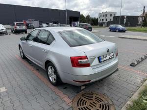 Grey Skoda Octavia 2018 in Kaunas, with an engine capacity of 1.40 L and mileage of 133 thousand km for 8650 €, photo 5 on AUTOMOTO.COM.LV