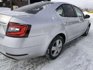 Grey Skoda Octavia 2019 in Alytus, with an engine capacity of 1.50 L and mileage of 100 thousand km for 12500 €, photo 4 on AUTOMOTO.COM.LV