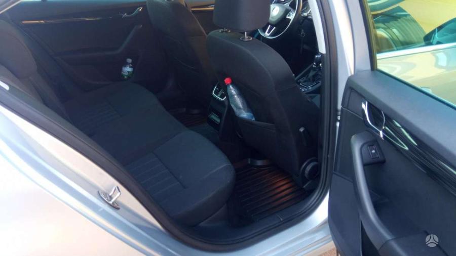 Pelēks Skoda Octavia 2019 Kėdainiai, ar dzinēja tilpumu 1.60 L un nobraukumu 130 tūkst. km par 10900 €, foto 6 vietnē AUTOMOTO.COM.LV
