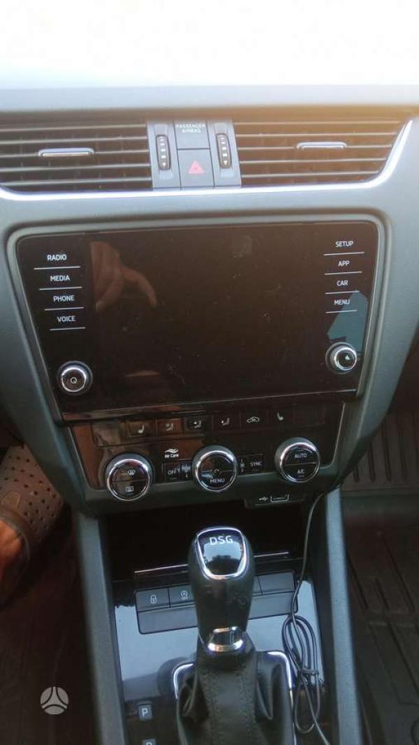 Grey Skoda Octavia 2019 in Kedainiai, with an engine capacity of 1.60 L and mileage of 130 thousand km for 10900 €, photo 7 on AUTOMOTO.COM.LV