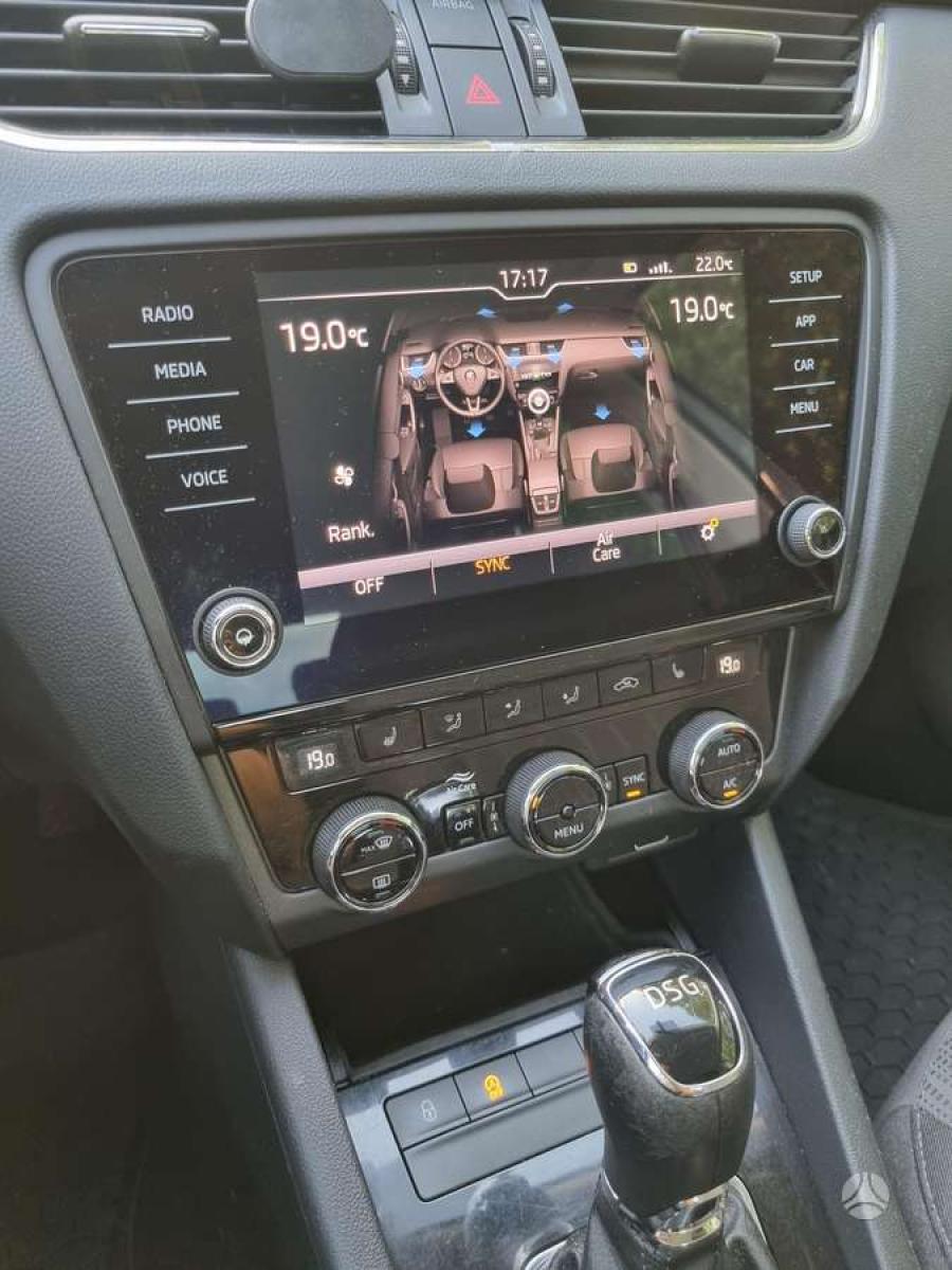 Grey Skoda Octavia 2019 in Ukmerge, with an engine capacity of 1.60 L and mileage of 190 thousand km for 10500 €, photo 14 on AUTOMOTO.COM.LV