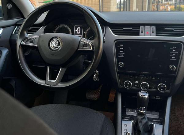 Pelēks Skoda Octavia 2019 Viļņa, ar dzinēja tilpumu 1.00 L un nobraukumu 92 tūkst. km par 11500 €, foto 9 vietnē AUTOMOTO.COM.LV
