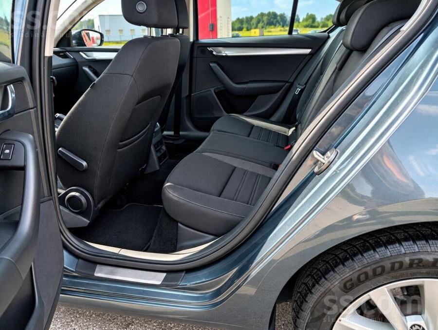 Pelēks Skoda Octavia 2019 Rīga, ar dzinēja tilpumu 1.60 L un nobraukumu 155 tūkst. km par 13250 €, foto 7 vietnē AUTOMOTO.COM.LV