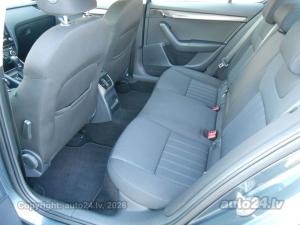 Grey Skoda Octavia 2019 in Viljandi, with an engine capacity of 1.60 L and mileage of 174 thousand km for 11990 €, photo 11 on AUTOMOTO.COM.LV
