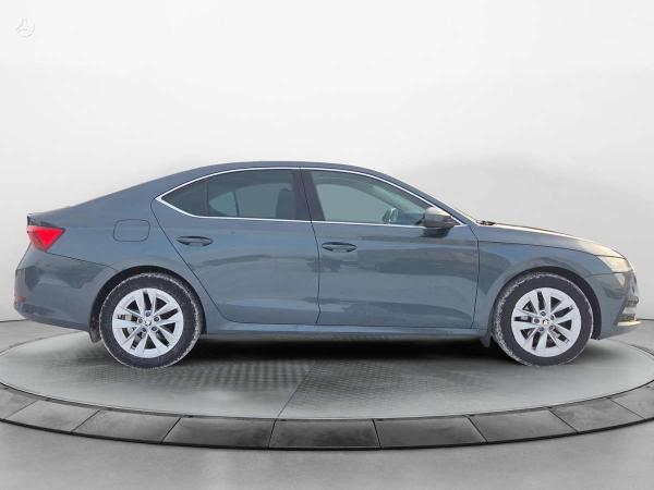 Grey Skoda Octavia 2020 in Klaipeda, with an engine capacity of 1.97 L and mileage of 171 thousand km for 15900 €, photo 8 on AUTOMOTO.COM.LV