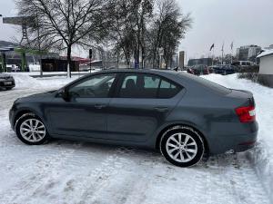 Grey Skoda Octavia 2020 in Vilnius, with an engine capacity of 1.50 L and mileage of 255 thousand km for 8900 €, photo 4 on AUTOMOTO.COM.LV
