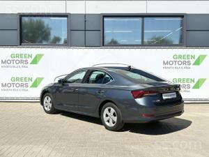 Pelēks Skoda Octavia 2020 Rīga, ar dzinēja tilpumu 2.00 L un nobraukumu 111 tūkst. km par 17500 €, foto 4 vietnē AUTOMOTO.COM.LV