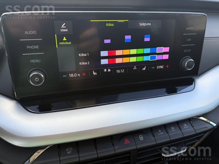 Pelēks Skoda Octavia 2020 Rīga, ar dzinēja tilpumu 2.00 L un nobraukumu 111 tūkst. km par 17500 €, foto 31 vietnē AUTOMOTO.COM.LV