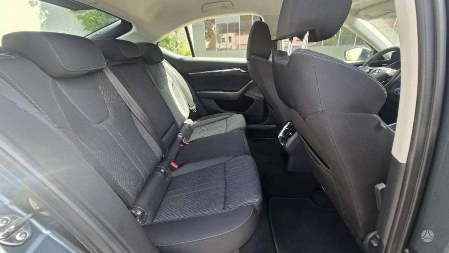Pelēks Skoda Octavia 2020 Kauņa, ar dzinēja tilpumu 1.97 L un nobraukumu 255 tūkst. km par 12999 €, foto 14 vietnē AUTOMOTO.COM.LV