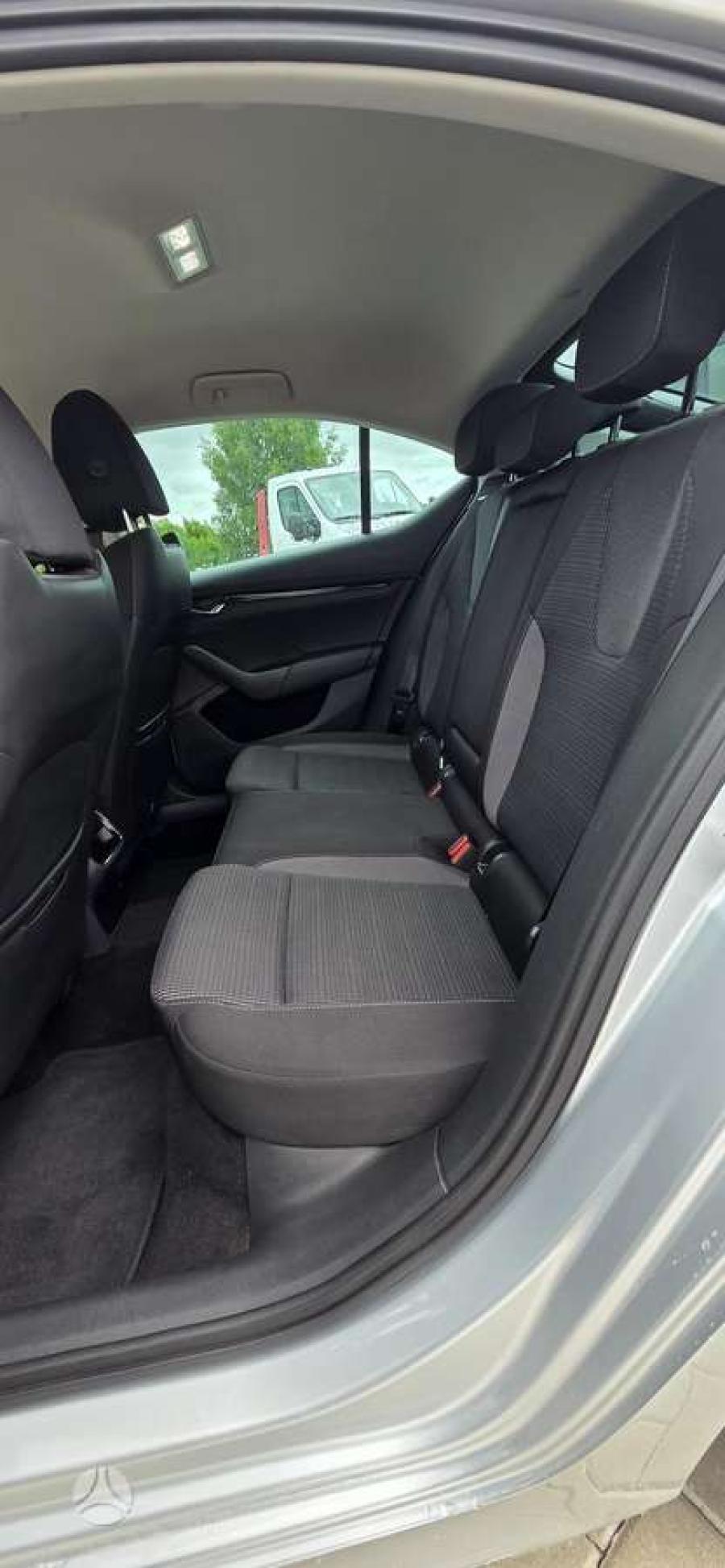 Pelēks Skoda Octavia 2020 Tauragė, ar dzinēja tilpumu 1.97 L un nobraukumu 252 tūkst. km par 10200 €, foto 10 vietnē AUTOMOTO.COM.LV