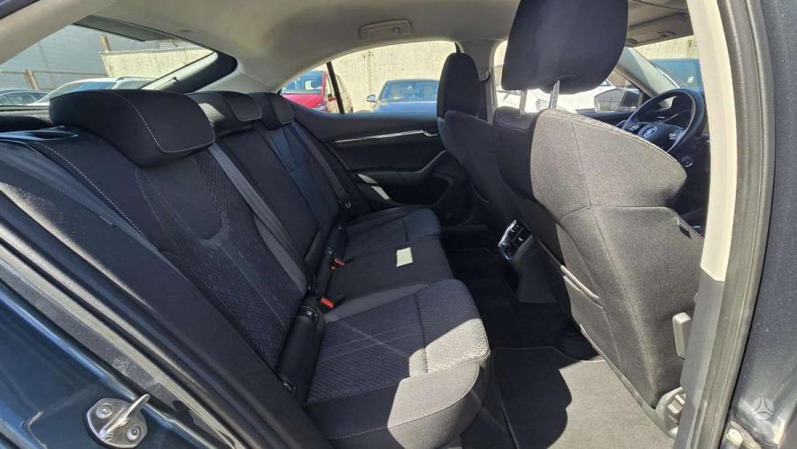 Pelēks Skoda Octavia 2020 Kauņa, ar dzinēja tilpumu 1.97 L un nobraukumu 255 tūkst. km par 12999 €, foto 15 vietnē AUTOMOTO.COM.LV