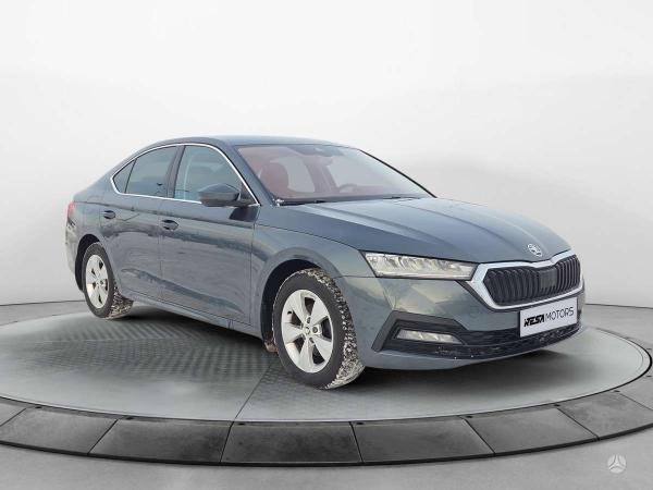 Grey Skoda Octavia 2021 in Klaipeda, with an engine capacity of 1.00 L and mileage of 104 thousand km for 14900 €, photo 1 on AUTOMOTO.COM.LV