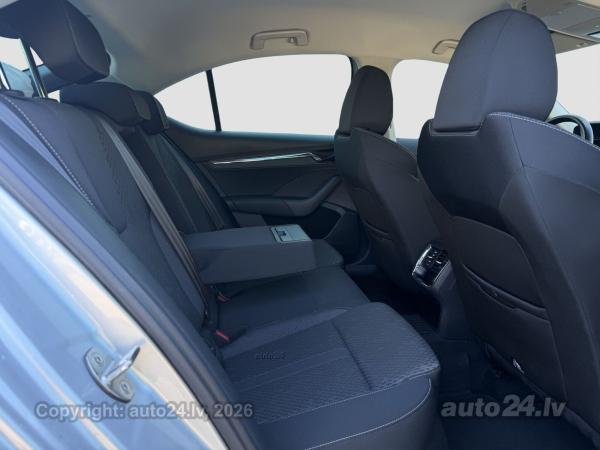 Pelēks Skoda Octavia 2021 Pērnava, ar dzinēja tilpumu 1.50 L un nobraukumu 72 tūkst. km par 19900 €, foto 7 vietnē AUTOMOTO.COM.LV