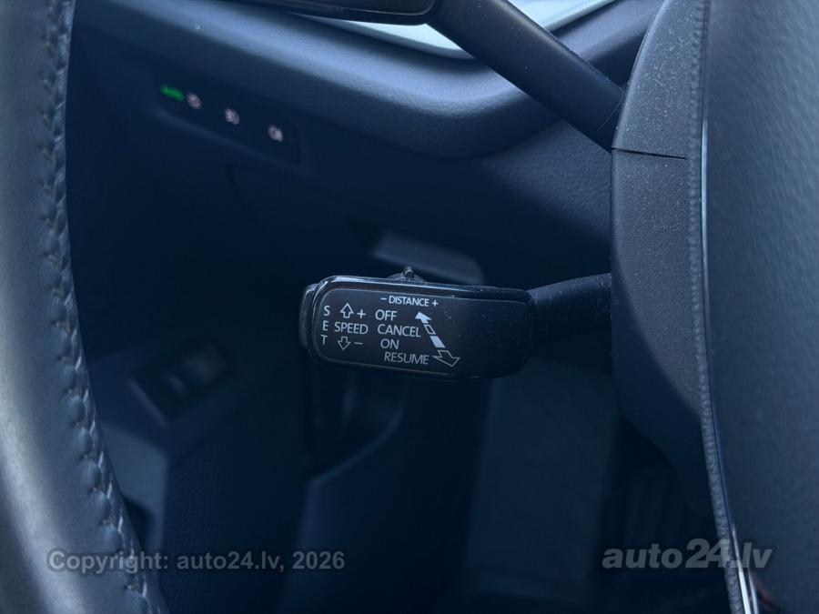 Pelēks Skoda Octavia 2021 Pērnava, ar dzinēja tilpumu 1.50 L un nobraukumu 72 tūkst. km par 19900 €, foto 19 vietnē AUTOMOTO.COM.LV