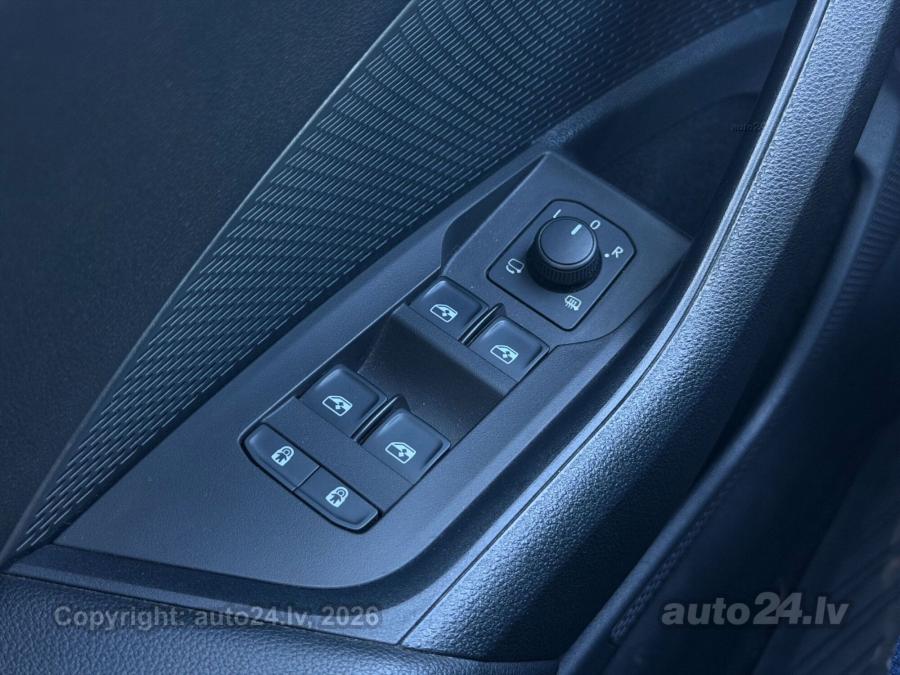 Pelēks Skoda Octavia 2021 Pērnava, ar dzinēja tilpumu 1.50 L un nobraukumu 72 tūkst. km par 19900 €, foto 20 vietnē AUTOMOTO.COM.LV