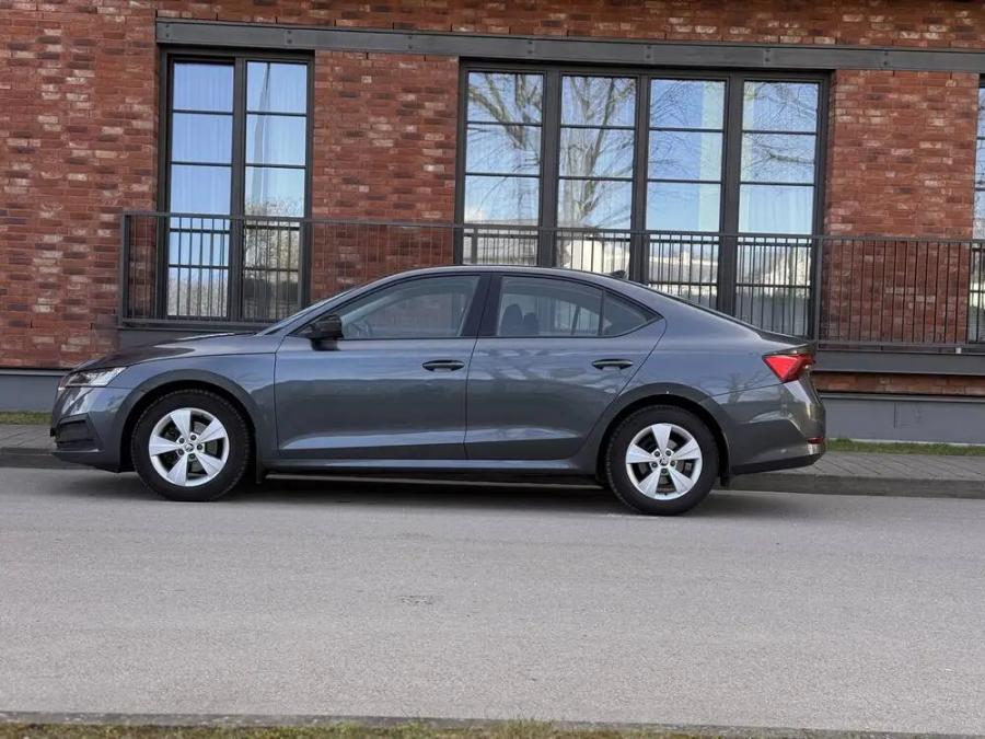 Pelēks Skoda Octavia 2021 Rīga, ar dzinēja tilpumu 1.00 L un nobraukumu 104 tūkst. km par 13500 €, foto 3 vietnē AUTOMOTO.COM.LV