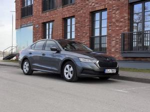 Pelēks Skoda Octavia 2021 Rīga, ar dzinēja tilpumu 1.00 L un nobraukumu 104 tūkst. km par 13500 €, foto 5 vietnē AUTOMOTO.COM.LV