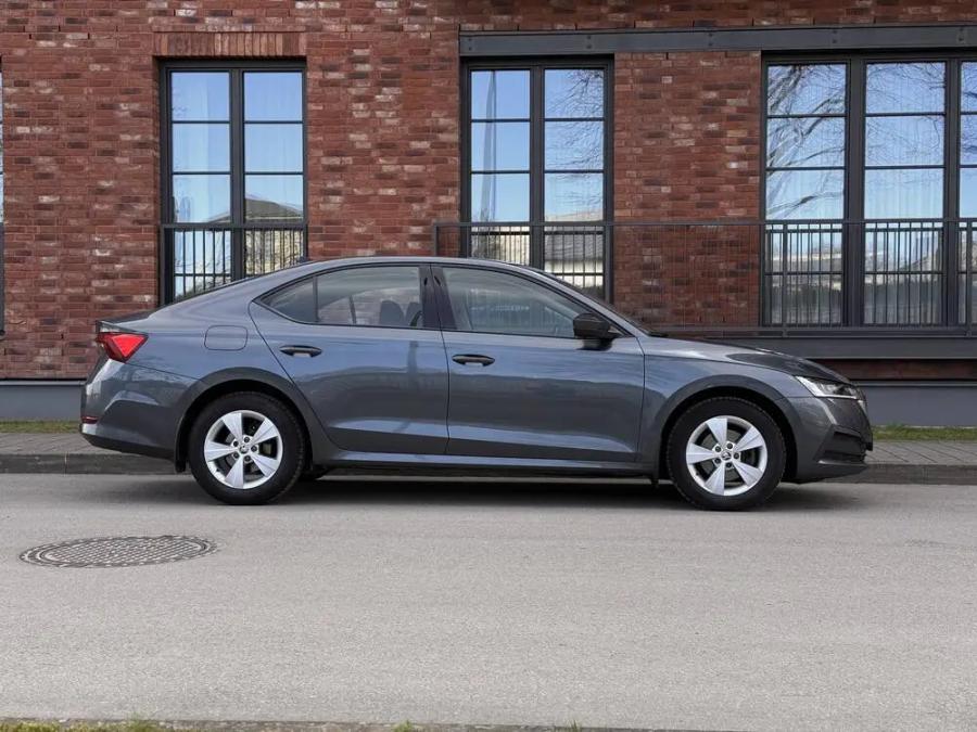 Pelēks Skoda Octavia 2021 Rīga, ar dzinēja tilpumu 1.00 L un nobraukumu 104 tūkst. km par 13500 €, foto 6 vietnē AUTOMOTO.COM.LV