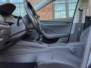 Pelēks Skoda Octavia 2021 Rīga, ar dzinēja tilpumu 1.00 L un nobraukumu 104 tūkst. km par 13500 €, foto 8 vietnē AUTOMOTO.COM.LV