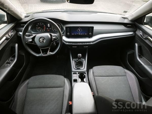 Pelēks Skoda Octavia 2022 Rīga, ar dzinēja tilpumu 1.50 L un nobraukumu 82 tūkst. km par 16200 €, foto 3 vietnē AUTOMOTO.COM.LV