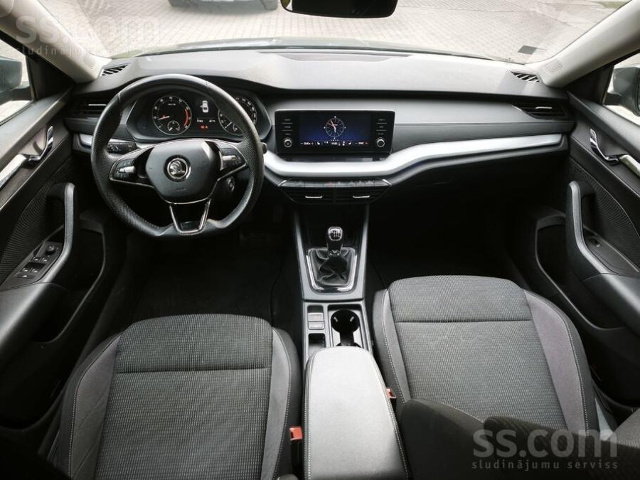 Pelēks Skoda Octavia 2022 Rīga, ar dzinēja tilpumu 1.50 L un nobraukumu 82 tūkst. km par 16200 €, foto 4 vietnē AUTOMOTO.COM.LV