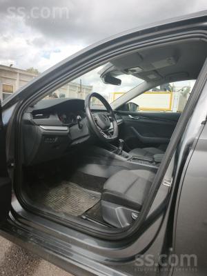 Pelēks Skoda Octavia 2022 Rīga, ar dzinēja tilpumu 1.50 L un nobraukumu 82 tūkst. km par 15500 €, foto 7 vietnē AUTOMOTO.COM.LV