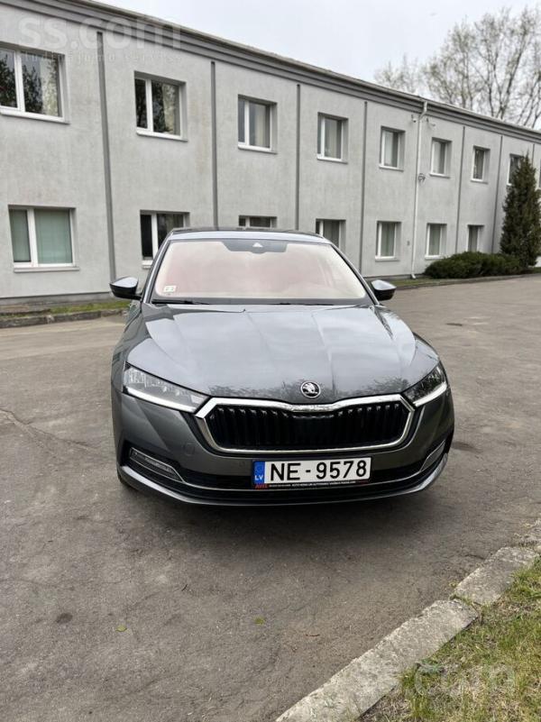 Pelēks Skoda Octavia 2022 Rīga, ar dzinēja tilpumu 1.50 L un nobraukumu 82 tūkst. km par 17200 €, foto 1 vietnē AUTOMOTO.COM.LV