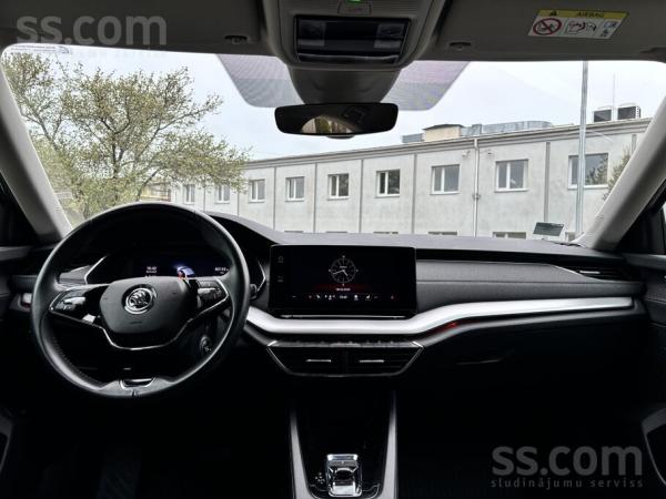 Pelēks Skoda Octavia 2022 Rīga, ar dzinēja tilpumu 1.50 L un nobraukumu 82 tūkst. km par 17200 €, foto 4 vietnē AUTOMOTO.COM.LV