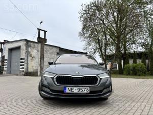 Grey Skoda Octavia 2022 in Riga, with an engine capacity of 1.50 L and mileage of 82 thousand km for 17200 €, photo 10 on AUTOMOTO.COM.LV