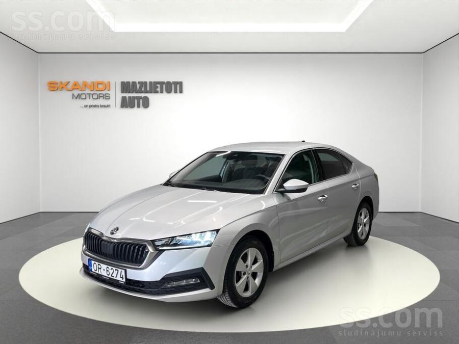 Grey Skoda Octavia 2022 in Riga, with an engine capacity of 2.00 L and mileage of 124 thousand km for 17990 €, photo 1 on AUTOMOTO.COM.LV