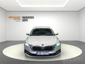 Grey Skoda Octavia 2022 in Riga, with an engine capacity of 2.00 L and mileage of 124 thousand km for 17990 €, photo 3 on AUTOMOTO.COM.LV