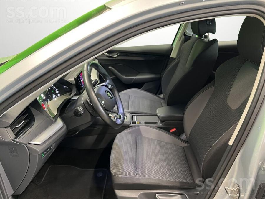 Grey Skoda Octavia 2022 in Riga, with an engine capacity of 2.00 L and mileage of 124 thousand km for 17990 €, photo 11 on AUTOMOTO.COM.LV