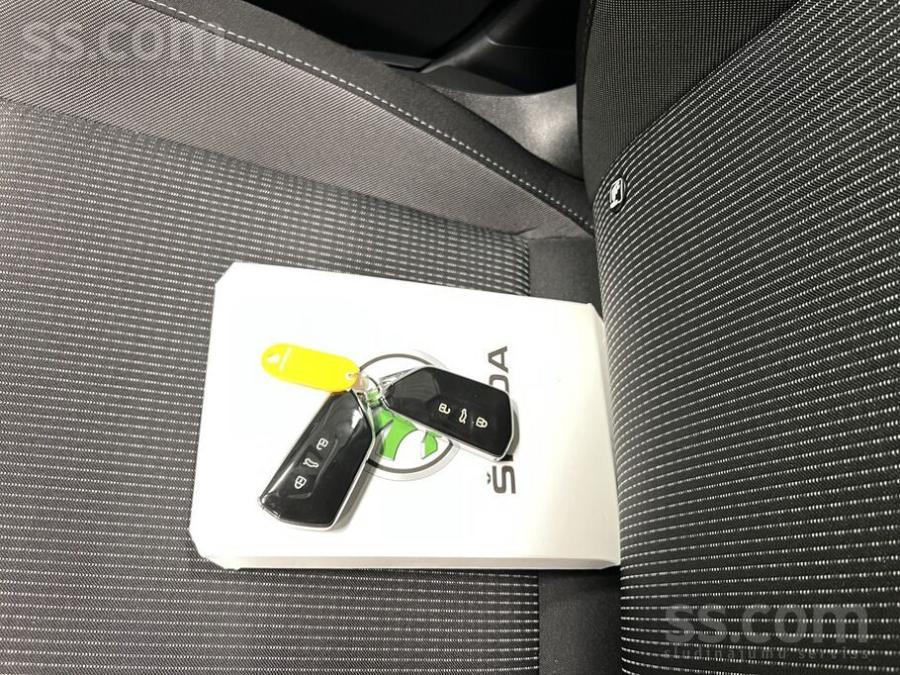 Grey Skoda Octavia 2022 in Riga, with an engine capacity of 2.00 L and mileage of 124 thousand km for 17990 €, photo 20 on AUTOMOTO.COM.LV