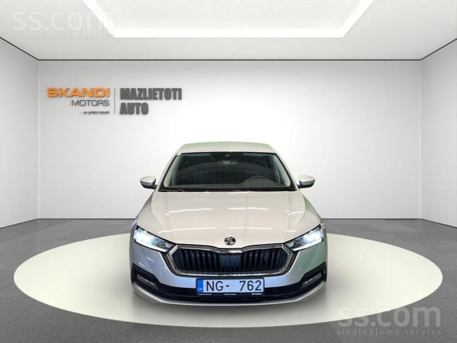 Pelēks Skoda Octavia 2022 Rīga, ar dzinēja tilpumu 1.50 L un nobraukumu 96 tūkst. km par 17990 €, foto 3 vietnē AUTOMOTO.COM.LV