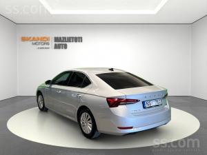 Pelēks Skoda Octavia 2022 Rīga, ar dzinēja tilpumu 1.50 L un nobraukumu 96 tūkst. km par 17990 €, foto 5 vietnē AUTOMOTO.COM.LV