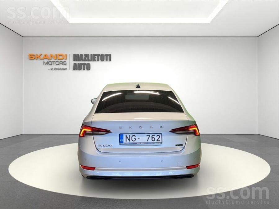 Pelēks Skoda Octavia 2022 Rīga, ar dzinēja tilpumu 1.50 L un nobraukumu 96 tūkst. km par 17990 €, foto 6 vietnē AUTOMOTO.COM.LV