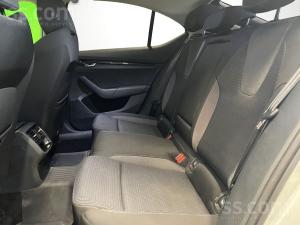 Pelēks Skoda Octavia 2022 Rīga, ar dzinēja tilpumu 1.50 L un nobraukumu 96 tūkst. km par 17990 €, foto 15 vietnē AUTOMOTO.COM.LV