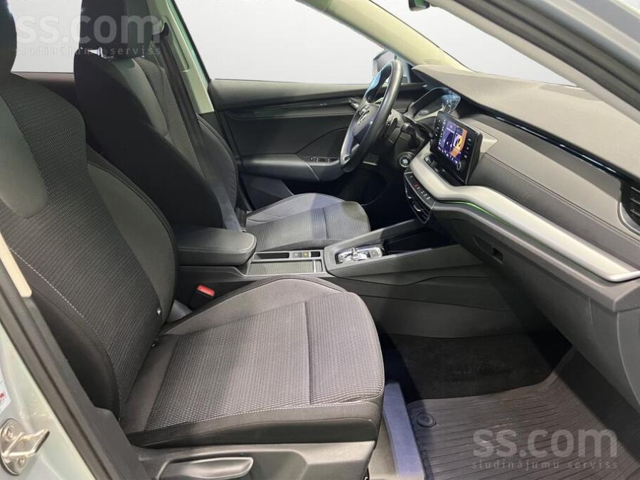 Pelēks Skoda Octavia 2022 Rīga, ar dzinēja tilpumu 1.50 L un nobraukumu 96 tūkst. km par 17990 €, foto 19 vietnē AUTOMOTO.COM.LV