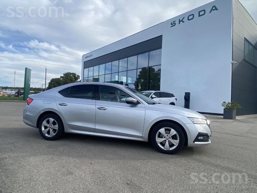 Grey Skoda Octavia 2022 in Riga, with an engine capacity of 2.00 L and mileage of 178 thousand km for 17500 €, photo 1 on AUTOMOTO.COM.LV