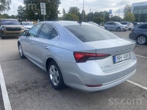 Grey Skoda Octavia 2022 in Riga, with an engine capacity of 2.00 L and mileage of 178 thousand km for 17500 €, photo 13 on AUTOMOTO.COM.LV