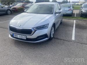 Grey Skoda Octavia 2022 in Riga, with an engine capacity of 2.00 L and mileage of 178 thousand km for 17500 €, photo 14 on AUTOMOTO.COM.LV