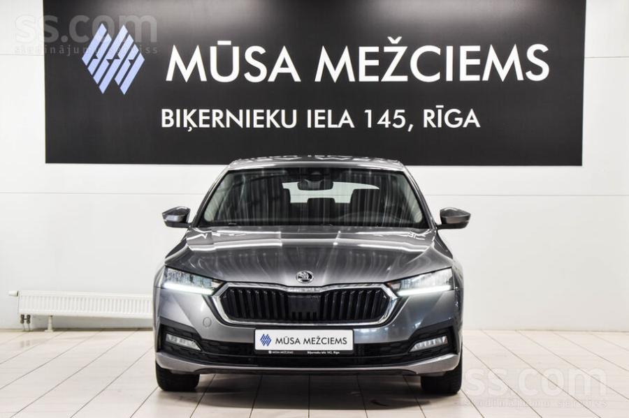 Серый Шкода Октавия 2023 в Рига, объемом двигателя 1.50 л и пробегом 121 тыс. км за 17890 €, фото 3 на AUTOMOTO.COM.LV