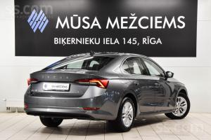 Серый Шкода Октавия 2023 в Рига, объемом двигателя 1.50 л и пробегом 121 тыс. км за 17890 €, фото 8 на AUTOMOTO.COM.LV