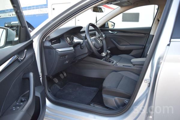 Pelēks Skoda Octavia 2023 Rīga, ar dzinēja tilpumu 2.00 L un nobraukumu 150 tūkst. km par 13200 €, foto 3 vietnē AUTOMOTO.COM.LV